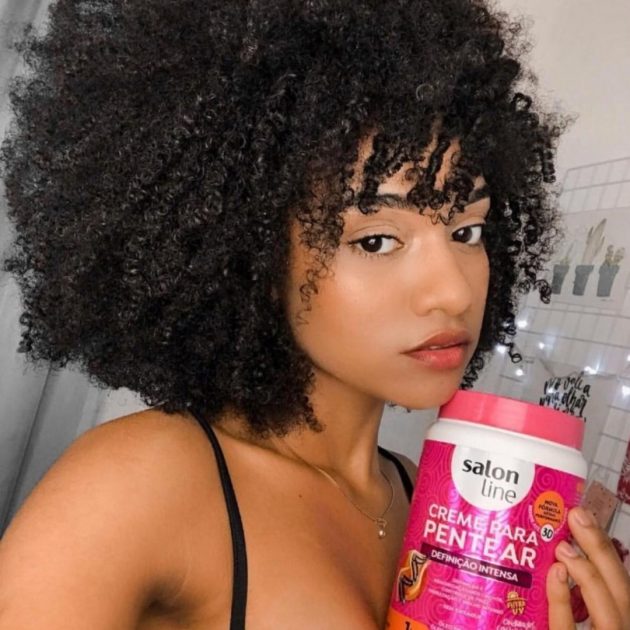 Cabelo Crespo: Tipos, Cuidados, Cortes, Dicas e Muito Mais
